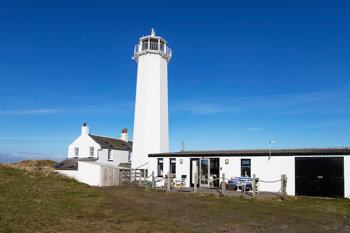 The Lighthouse Hide - Barrow-in-Furness