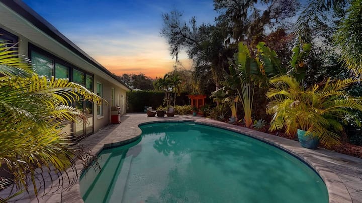 The Riverview Estates: Sauna And Heated Pool - 里弗維尤