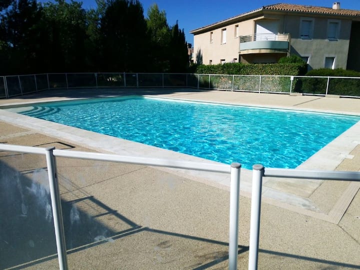 Appartement Charmant à Villeneuve-lès-avignon - Villeneuve-lès-Avignon