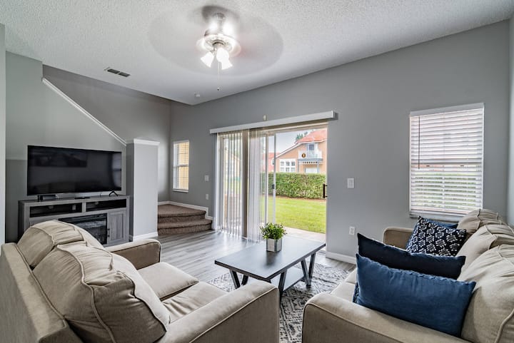 3br Townhome Near Disney At Lake Berkley - Kissimmee, FL