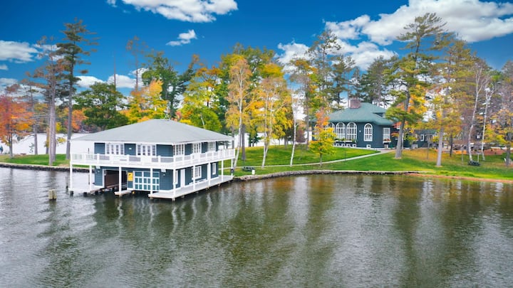 Lakefront, Historic Estate On The Eagle River Chain Of Lakes! Sleeps 42! - Eagle River, WI