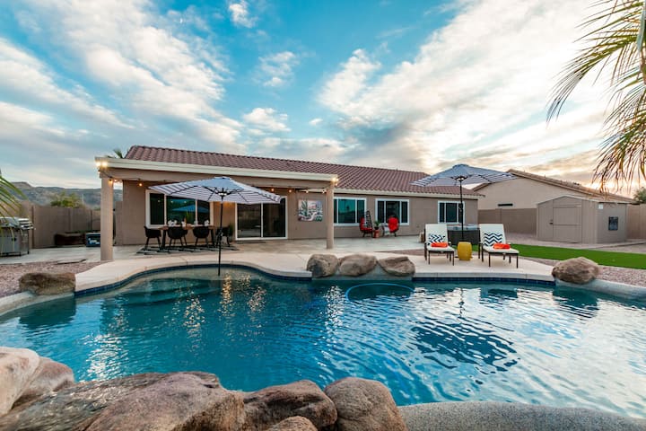 4br W Pool, Game Room, Playground - Phoenix, AZ