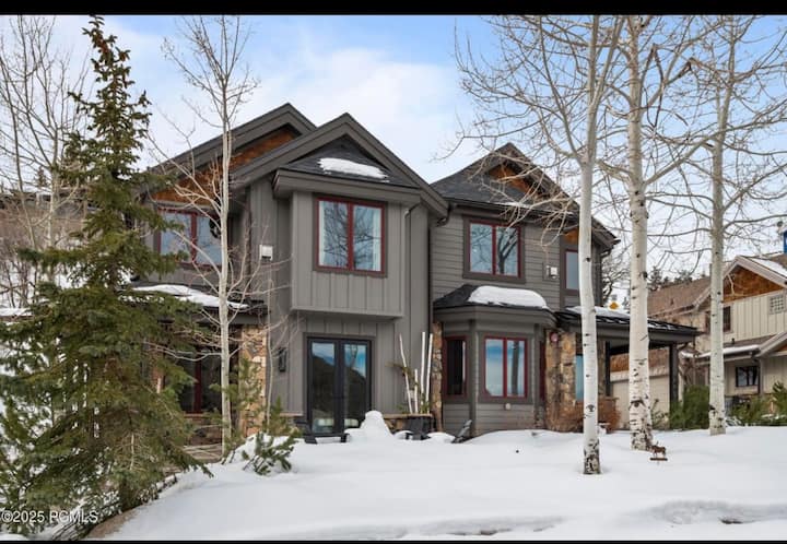 Location & Luxury Mountain Getaway! Rossie Hill - Park City, UT