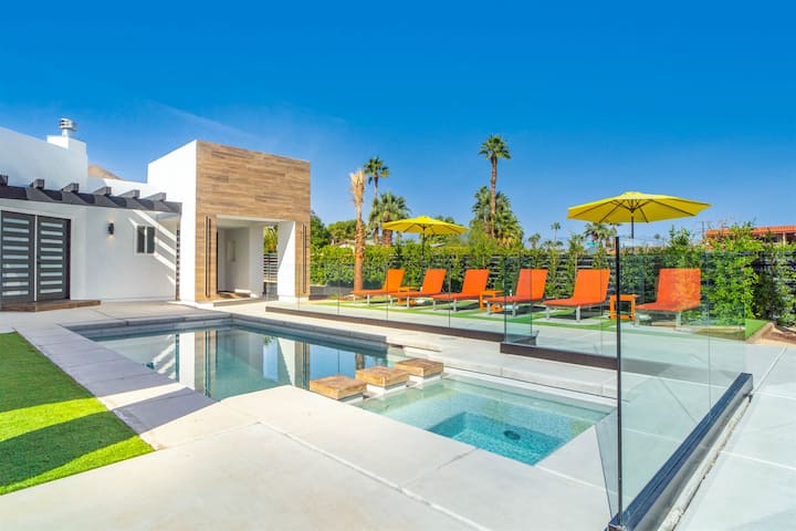 Pop Art Paradise | Pool, Spa, Mini-golf & More! - パーム・スプリングス, CA