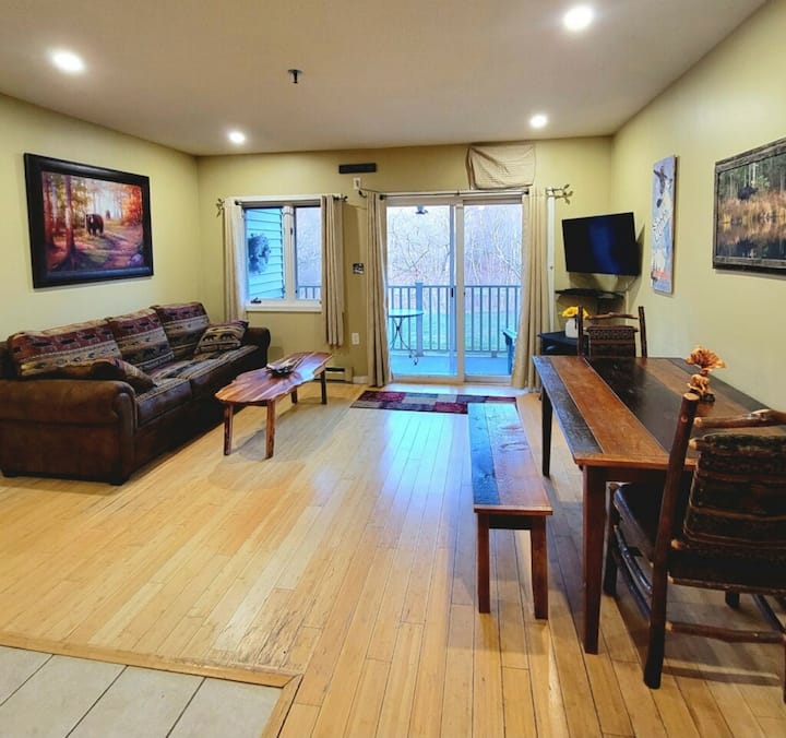 Lovely 1 Br Apt W/pool & Gorgeous View Of Loon Mtn - Franconia Notch State Park, Lincoln