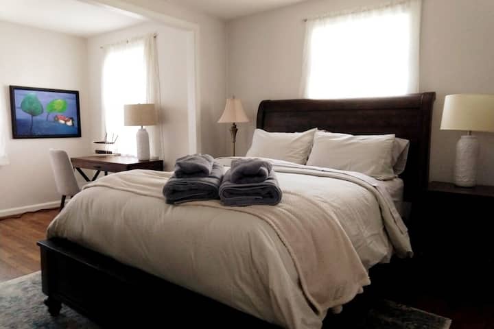 Charming Classic Cottage 2br - Durham, NC
