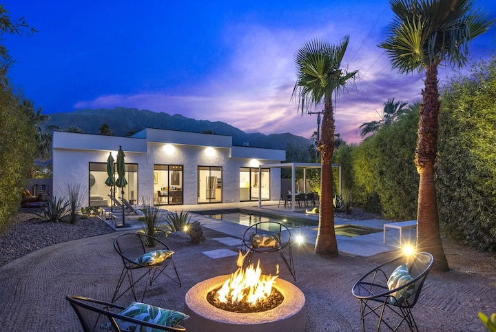 Luxury Desert Getaway | Pool, Spa + Firepit - Palm Springs, CA