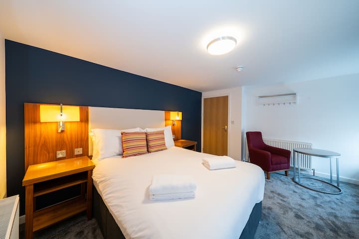 Forfar Holiday Rentals & Homes - Scotland, United Kingdom | Airbnb