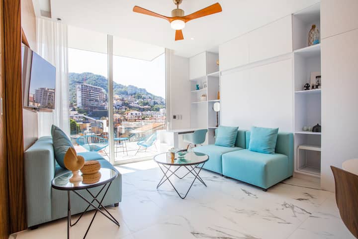 Pool, Hot Tub, Gym & Workspace In Romantic Zone - Puerto Vallarta