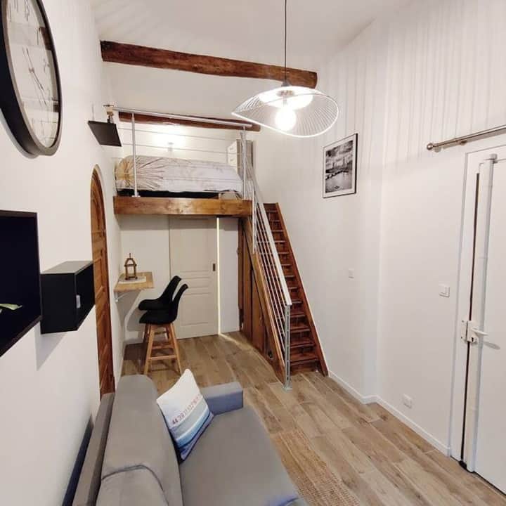 Studio A-typique, Cœur Du Quartier Du Port/nice,ac - Nice