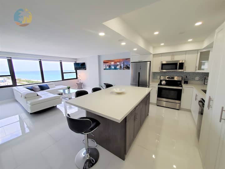 Modern 3 Bedroom With Ocean Views - 1104 - Miami Beach, FL