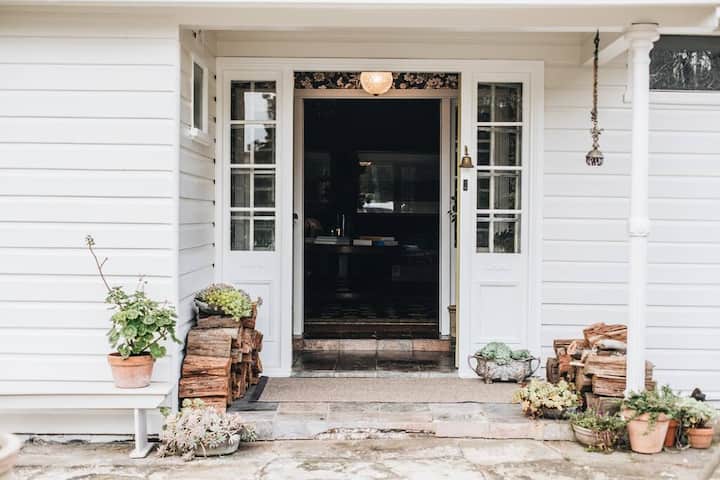 The Front House - Seymour House - Moss Vale