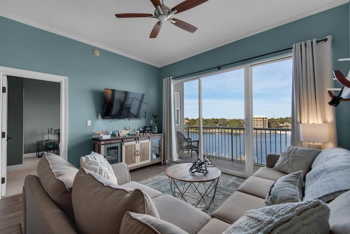 Penthouse Views & Coastal Ease: 2 Br W/ King Beds - Fort Walton Beach, FL