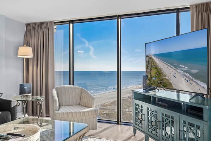 Beachside Bliss Ocean 3-bedroom Condo With Pool - Myrtle Beach, SC
