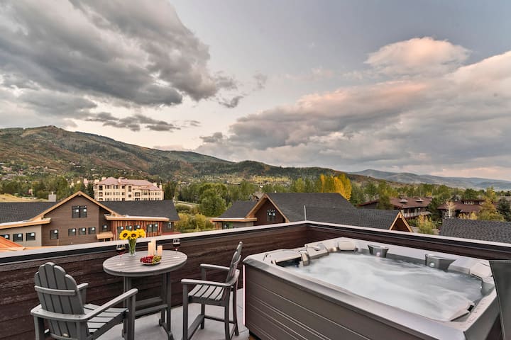 Luxury Townhome W/ Rooftop Views + Hot Tub + Close To Skiing - Metropolitan Hous - Steamboat Springs