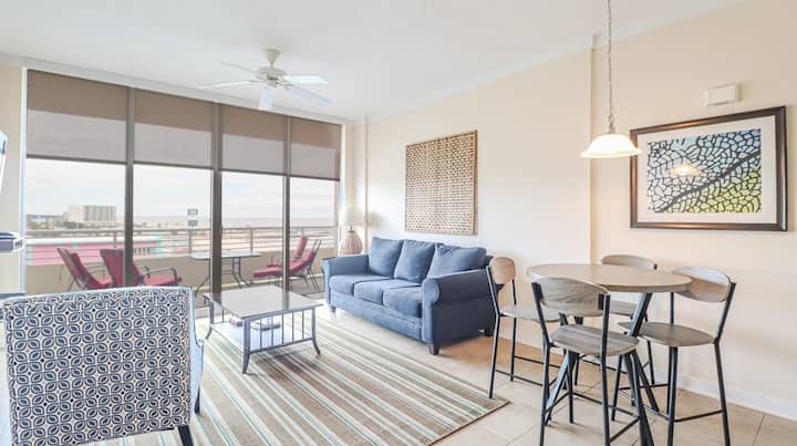 Balcony At The Oceanfront - Biloxi, MS