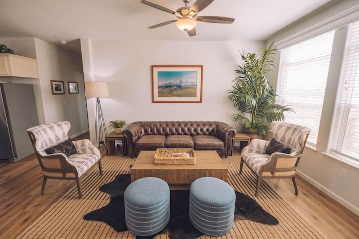 Ranch House Interior - Temecula, CA