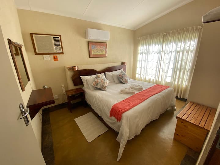 The 2 Bedroom Chalets - Bushbuckridge