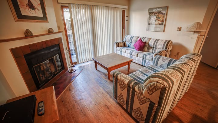 Condo Located Two Blocks From The Lift - Angel Fire, NM