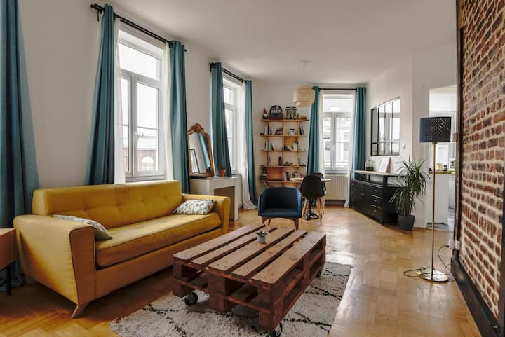 Apartement Moderne Avec Terrasse - Centre Ville - Lille, Frankreich