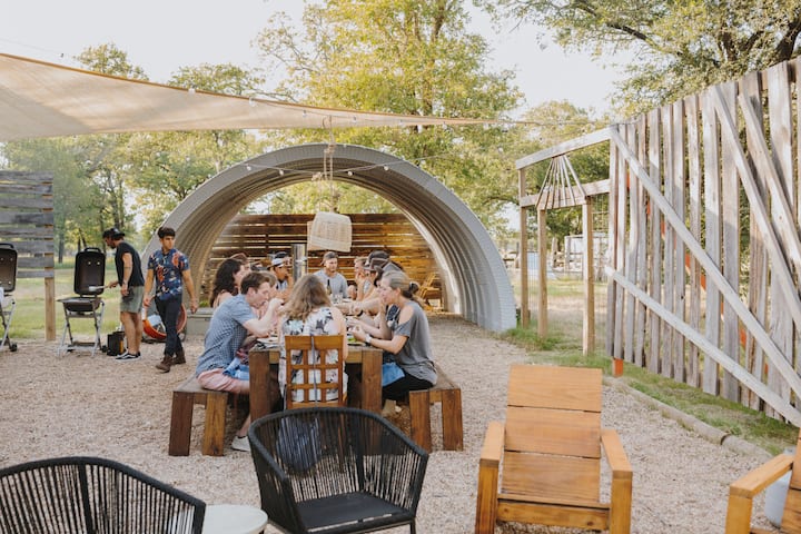 Epic Private Nature Retreat | Sleep Up To 18 - Carousel, Giddings