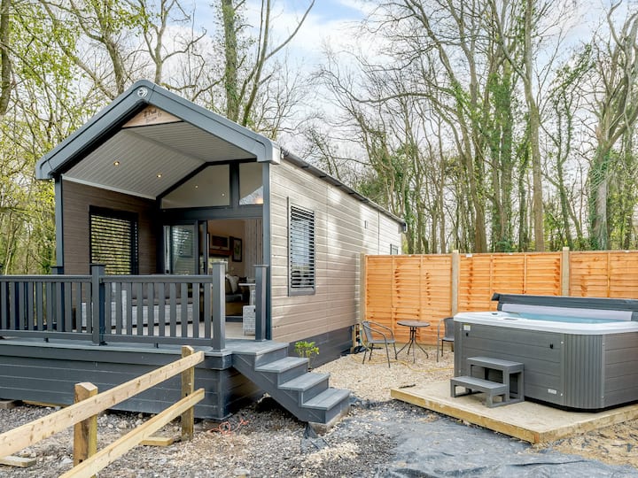 Woodpecker Lodge-ukc5156 - Hampshire