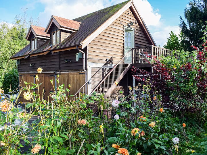 The Studio - Leominster