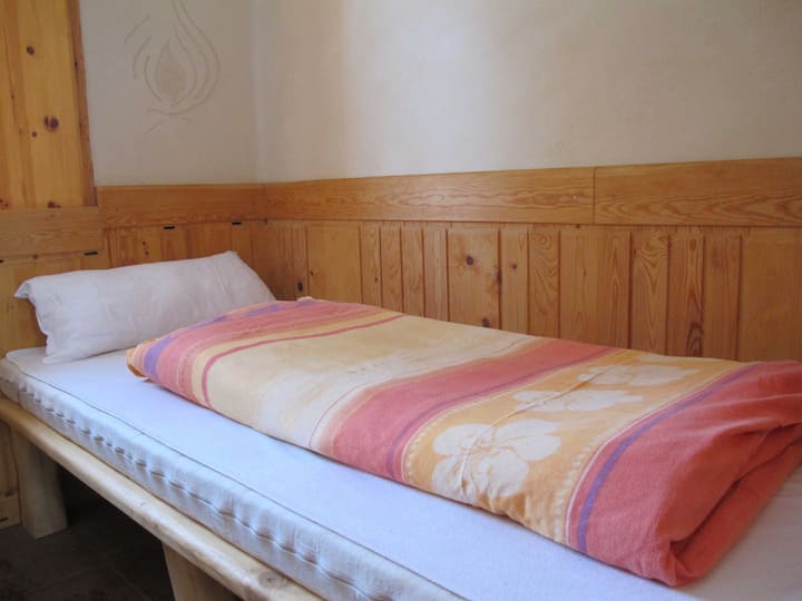 Einzelzimmer Benedikt, Lehmkloster - Buchberg