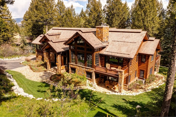 Abode At Two Wolves, Teton Village, Luxury Home - Jackson, WY