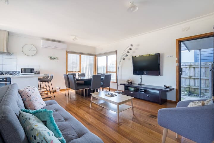 The Primrose Bungalow: Family Haven Close To Beach - Melbourne