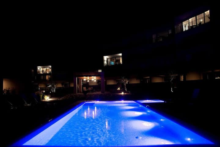 Luxurious Condo With Pool And California King Bed - Cabo San Lucas
