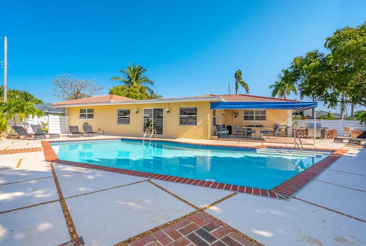 The Lighthouse 4/3 -10 Guests - Heated Pool - Bbq - Boca Raton, FL