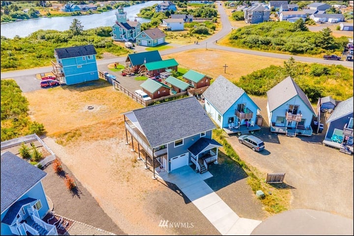 Oceans3: Oceanview + Hot Tub + Game Room + Dogs Ok - Ocean Shores, WA