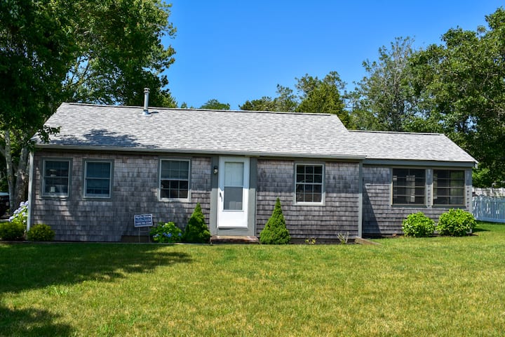 3 Bedroom Home With Ac, Walk To The Beach! - Dennis, MA