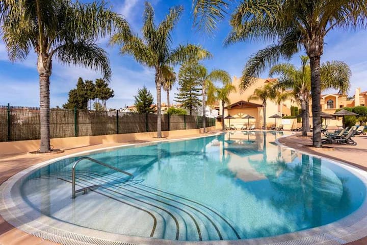 2 Bedroom Pool Apartment, Baia Da Luz - Praia da Luz