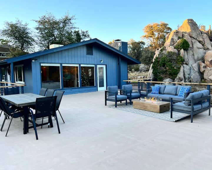 Near Downtown Prescott With Garage Game Room Fun - Prescott, AZ