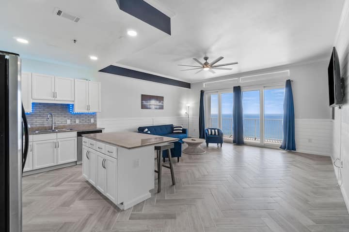 "Sun, Sea, Sky" #2114 Pcb 1 Bedroom Sleeps 5 - Panama City Beach, FL