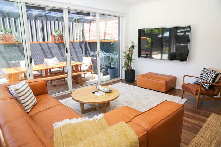 Hidden Gem - Modern And Central Retreat - 布賴特