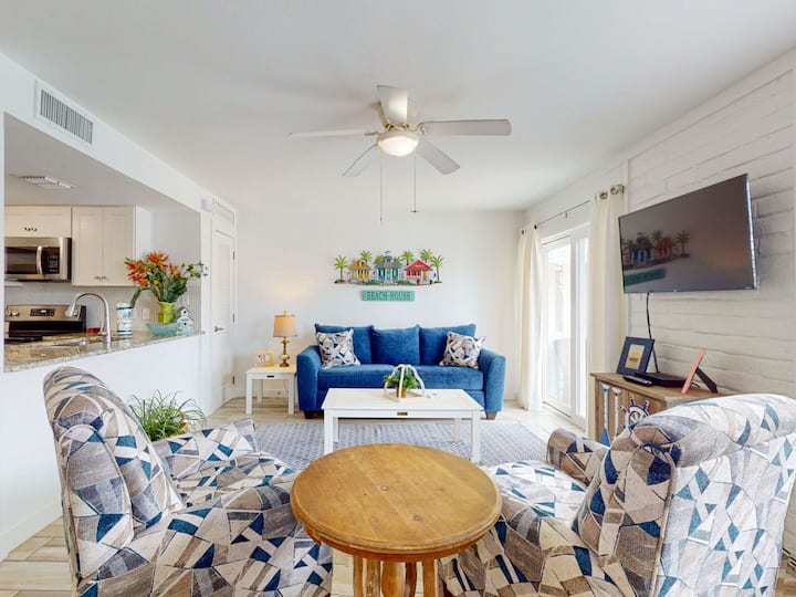 Ec110 First Floor Condo, Shared Pool, Grill - Port Aransas, TX