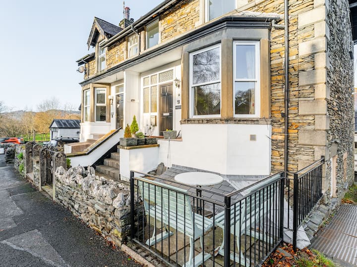 Daisy Cottage - Windermere - Sleeps 4 - Windermere