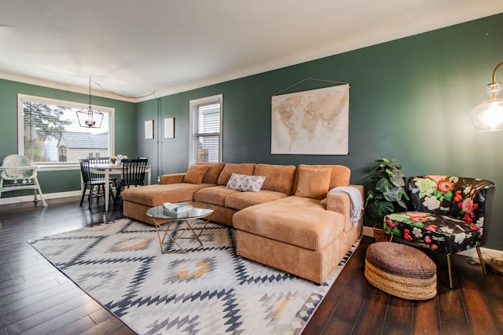 Amity Park Bungalow | Private Yard - Duluth, MN