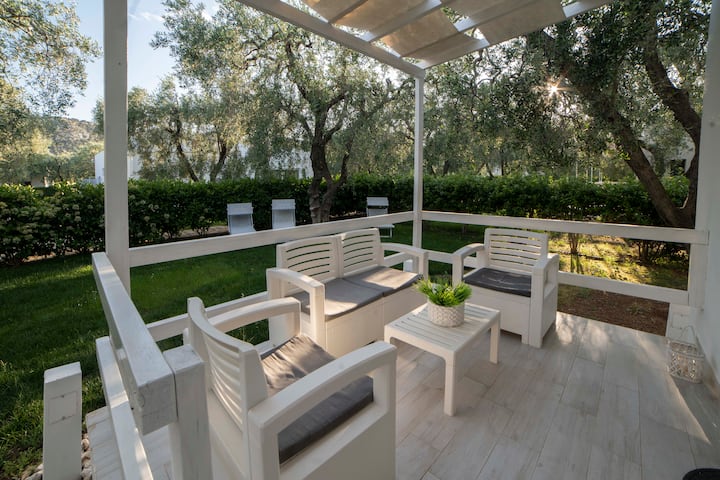 Maison De Vacances "Saracena" Avec Piscine Et Plag - Mattinata