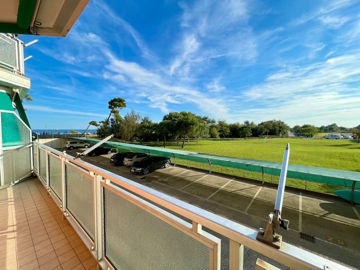Appartement Chaleureux Avec Terrasse - Caorle