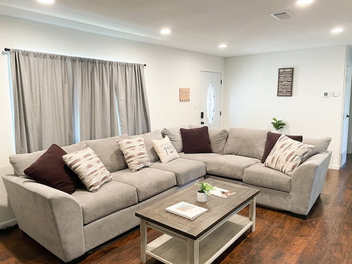 Saddle Up For The Perfect Location Home Chic Decor - Roanoke, TX