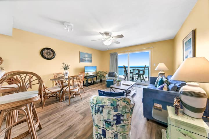 Pelican Isle 408 Summer Haven Beach Front ~ Beach Svc Included - Mary Esther, FL
