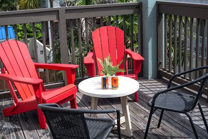 301, Ocean Side, Patio, Laundry, Desk - South Padre Island