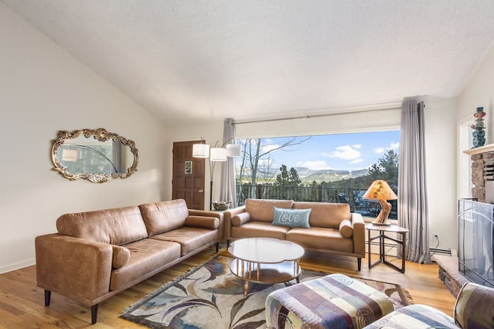 Sunrise Hideaway W/ Hot Tub! 21-res0227 - Estes Park, CO