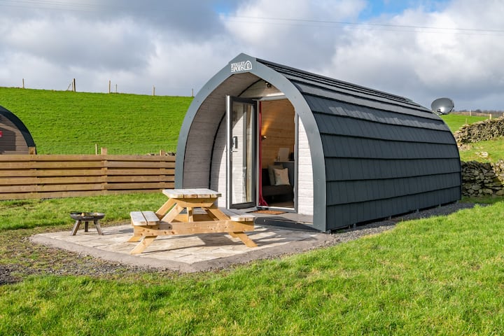 The Pig Pod - Luxury Family Pod With Underfloor Heating On A Working Farm - Kendal