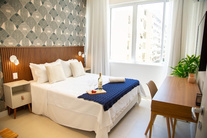 Apartamento Reformado Na Praia De Copacabana - Rio de Janeiro