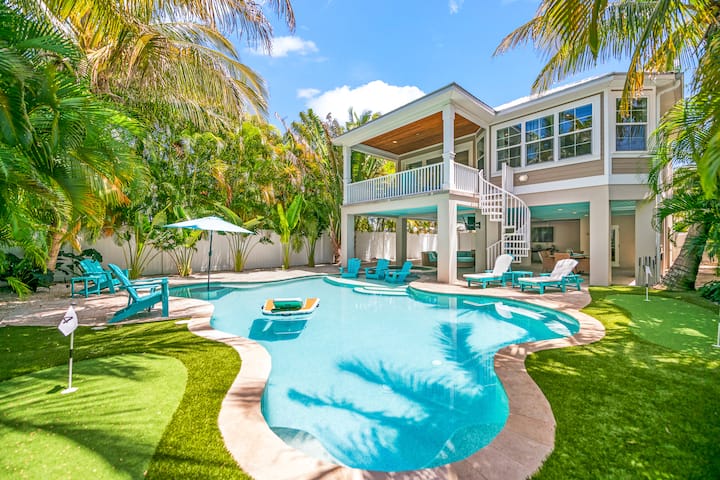 Luxury Home With Elevator, Pool, And Spa! - Holmes Beach, FL
